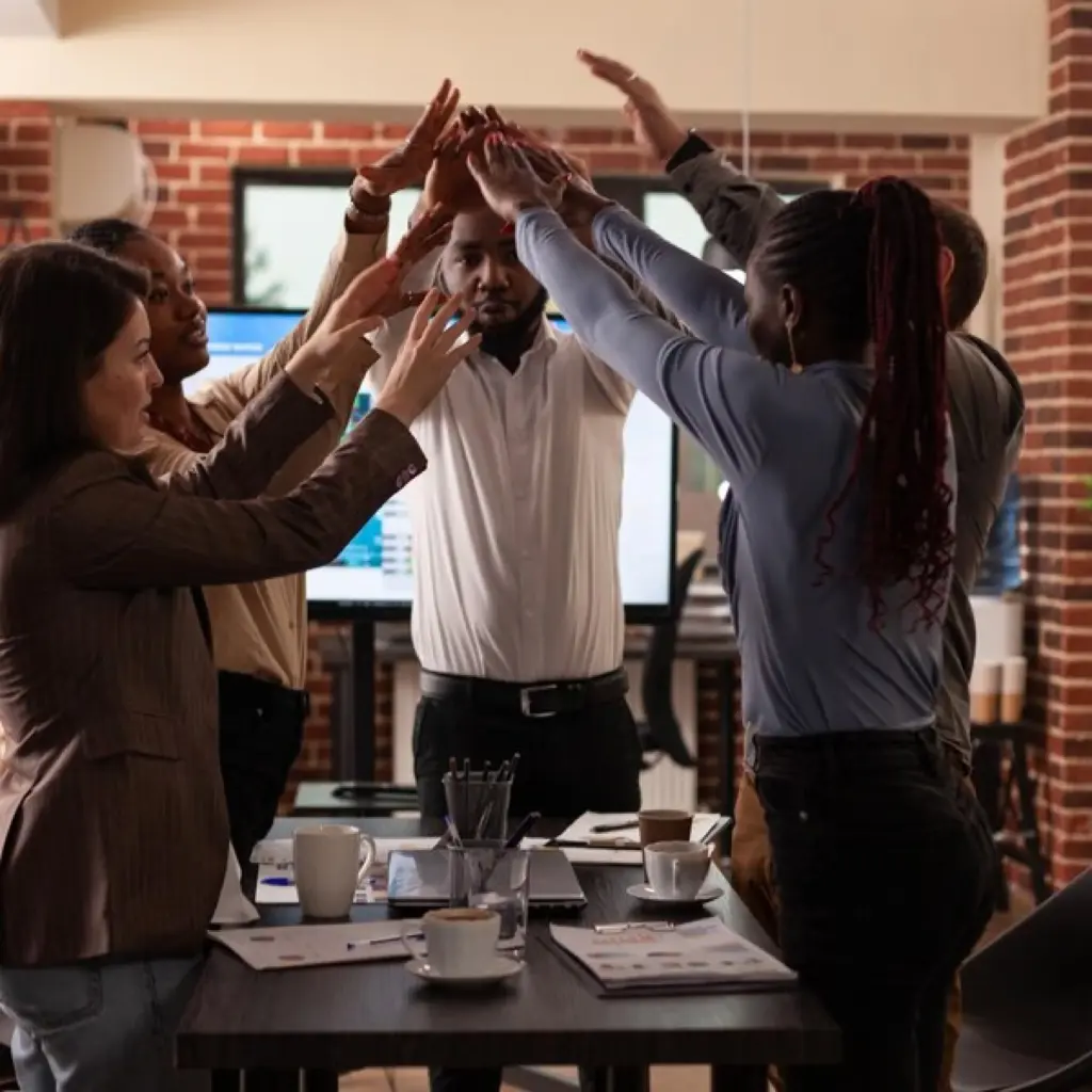 Team Building For Managers - Max-Migold Ltd